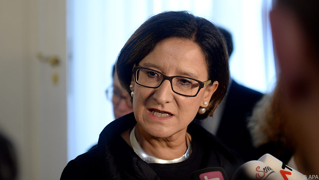 Mikl-Leitner will bis Mittwoch Entscheidung zu Grenzkonzept - UnserTirol24