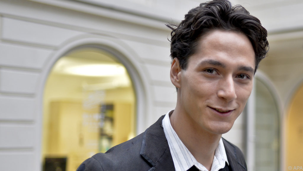 Noah Saavedra und Jakob M. Erwa mit New Faces Award geehrt - UnserTirol24