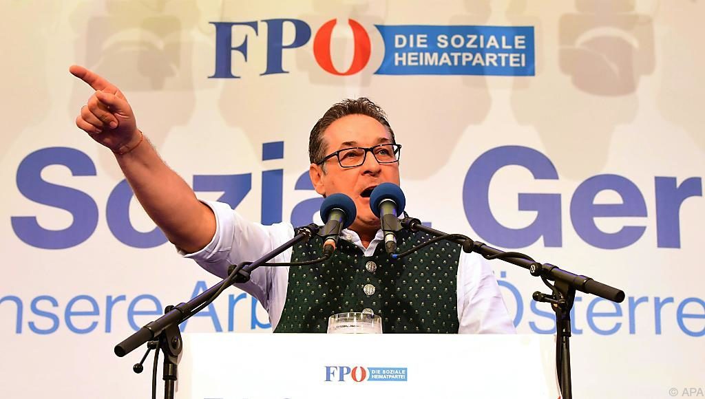 Strache hoffte bei FPÖ-Kundgebung auf 2. Regierungsperiode - UnserTirol24