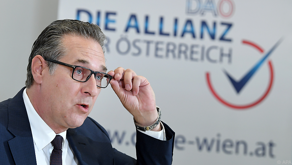 HC Strache wieder Chef einer Partei - UnserTirol24
