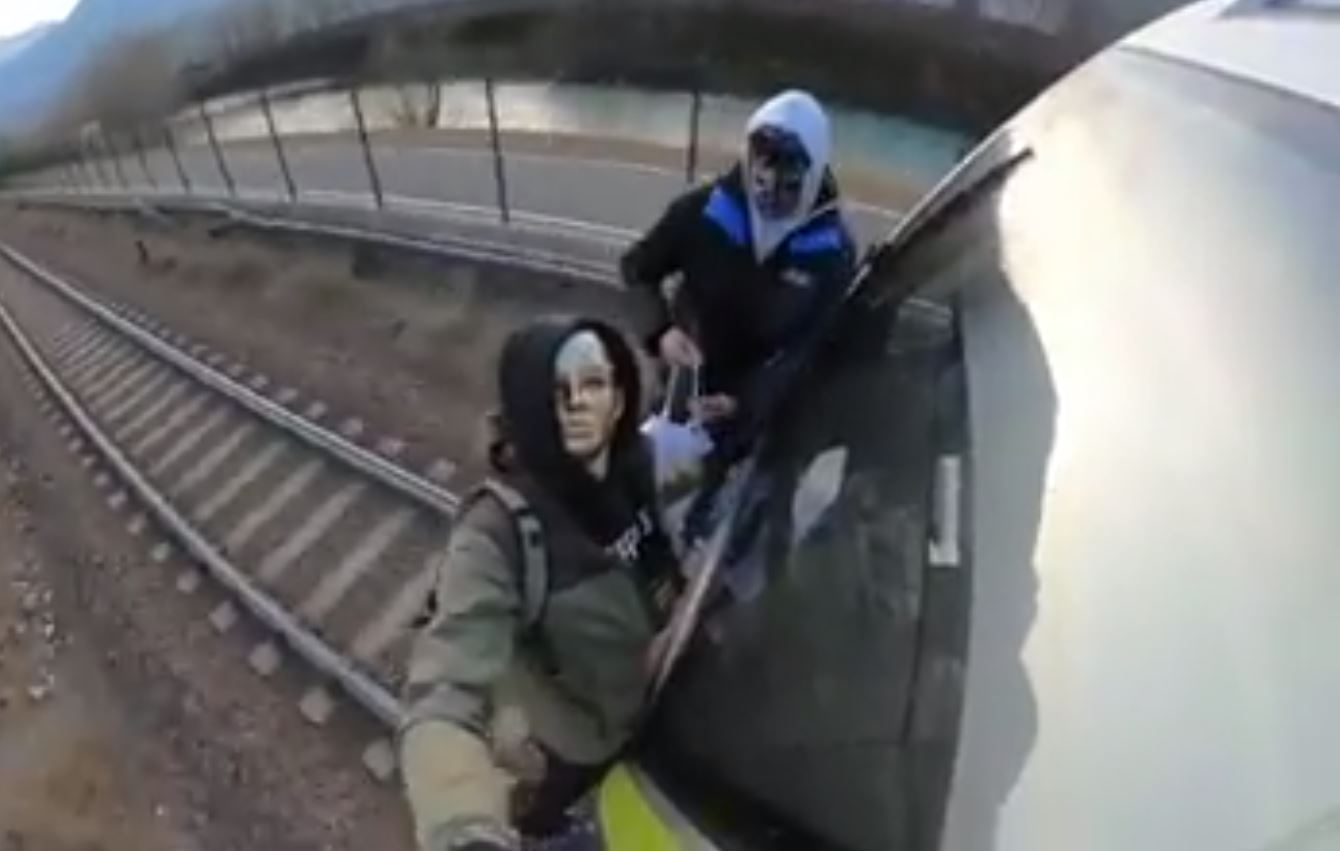 Instagram-Video überführt Südtiroler „Zug-Surfer“ - UnserTirol24