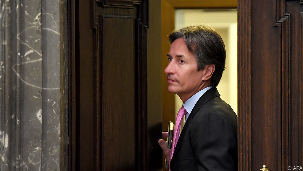 Grasser: „Bei mir ist quasi der Panzer drübergefahren“ - UnserTirol24