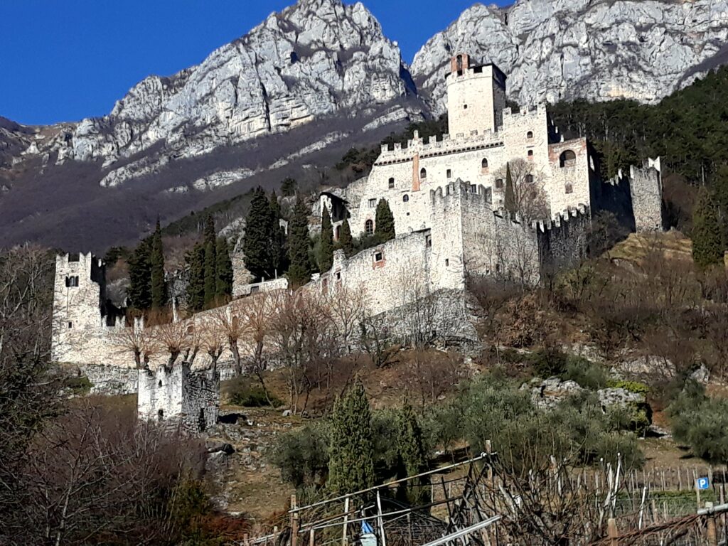 Castello di Avio - UnserTirol24