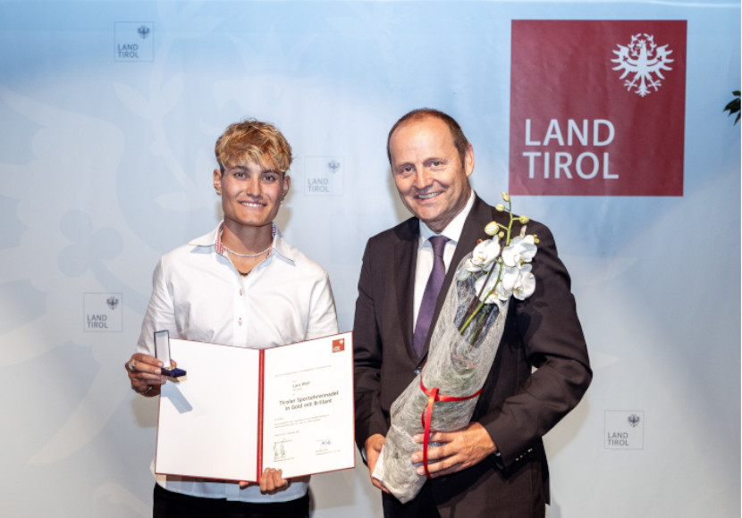 Tiroler Sportehrenzeichen und Sportehrennadeln 2022 verliehen ...