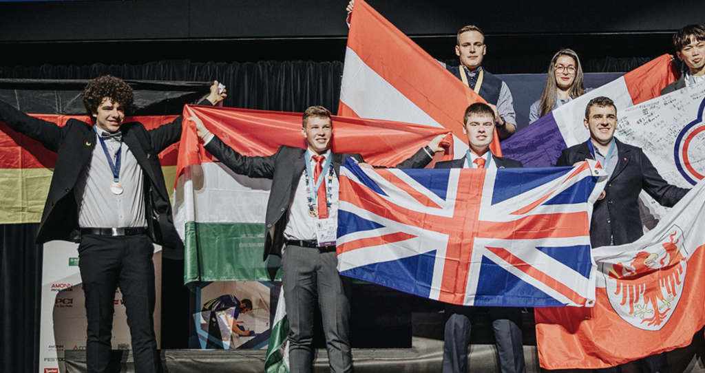 WorldSkills: Südtiroler Teilnehmer stauben Medaillen ab - UnserTirol24