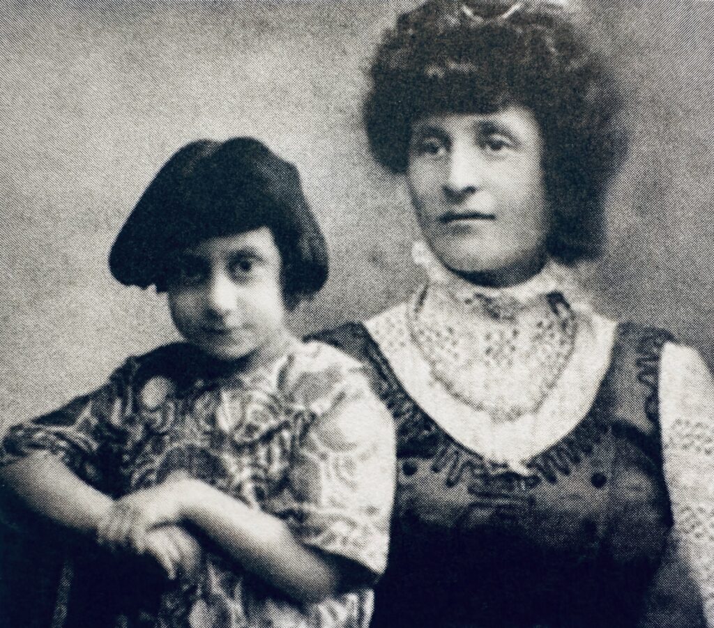 Die hübsche Welschtiroler Frau des Duce - UnserTirol24