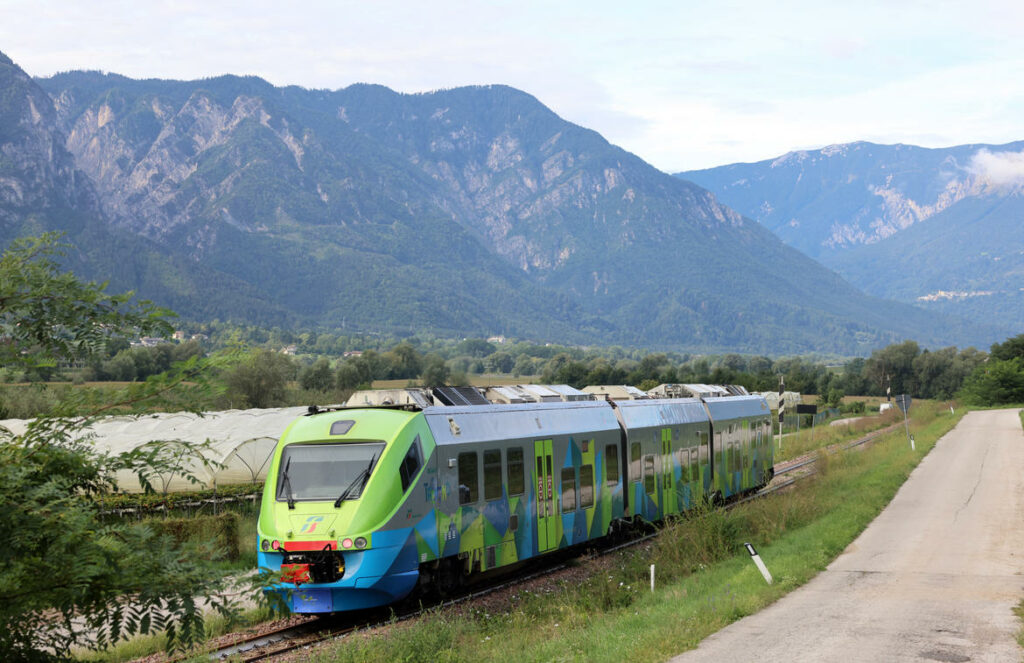 Addetti alla sicurezza sui treni della Valsugana - UnserTirol24 Addetti alla sicurezza sui treni della Valsugana - UnserTirol24