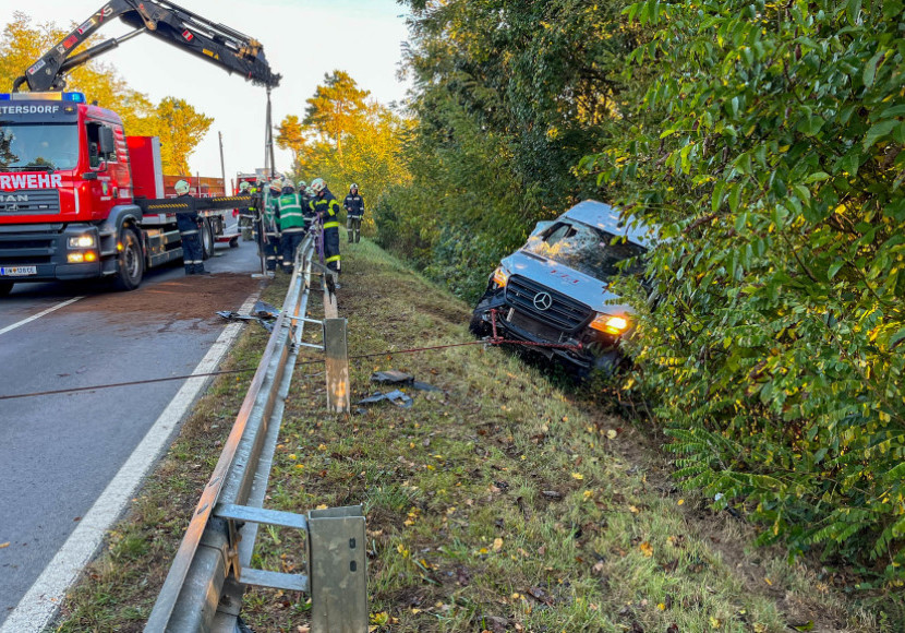 Sieben Verletzte bei Schlepper-Unfall - UnserTirol24