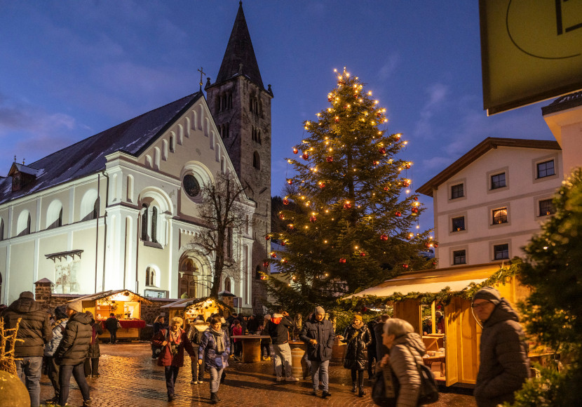 Uriger Weihnachtsmarkt mit langem Wochenende - UnserTirol24