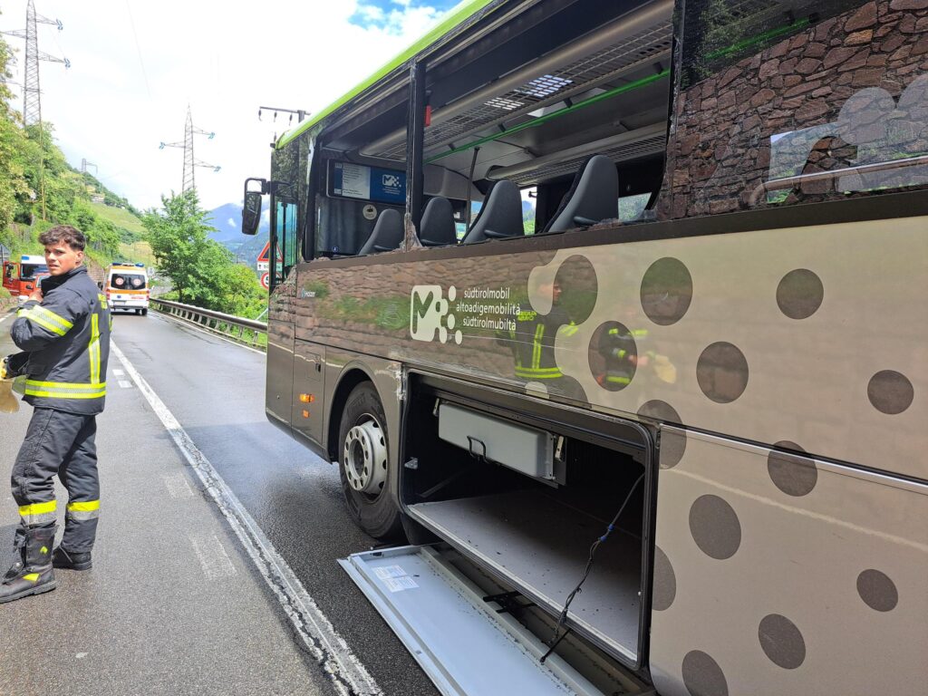Eisacktal: Unfall mit Linienbus - UnserTirol24
