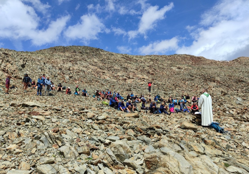 Lyra crow of leaked she stands small with a adorable